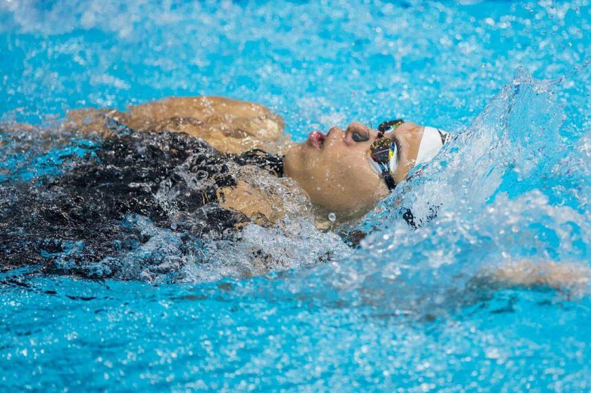 Yip Pin Xiu breaks world, Asian record in 200m free at Swimming World ...