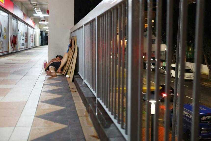 Over 40% drop in rough sleepers as more seek help with more outreach ...