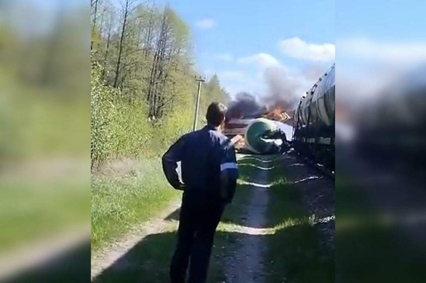 Freight train derailed in Russia by ‘explosive device’ | The Straits Times