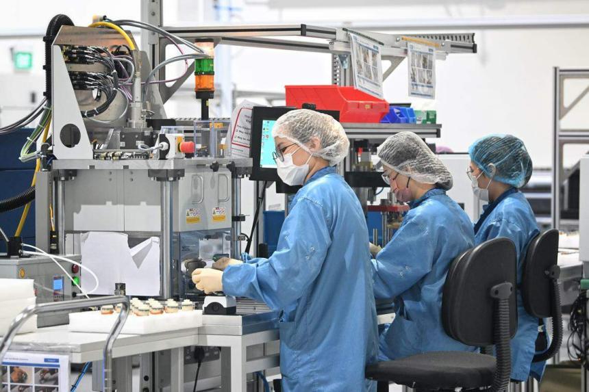 Singapore factory activity drops in April as electronics sector downturn drags on | The Straits ...