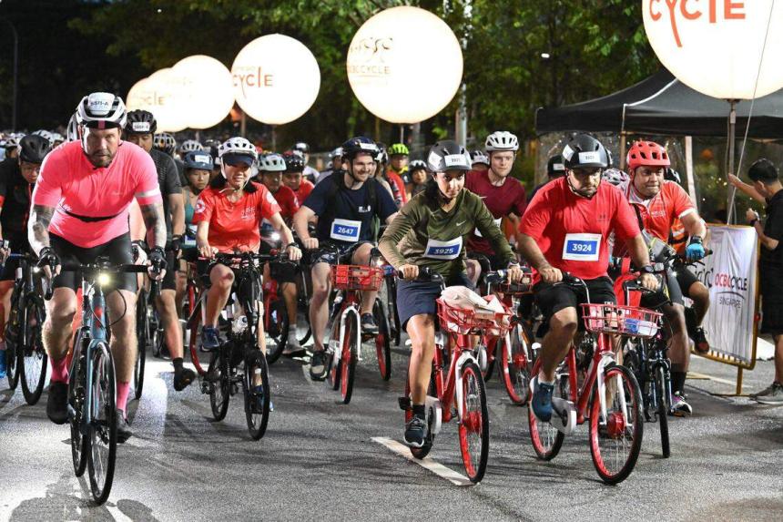 Wet weather hits OCBC Cycle; cyclists welcome first full-scale event in ...