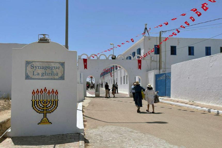 4 killed in attack near Tunisia synagogue | The Straits Times