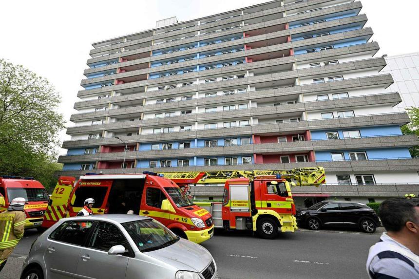German special forces find dead body after storming flat of blast ...