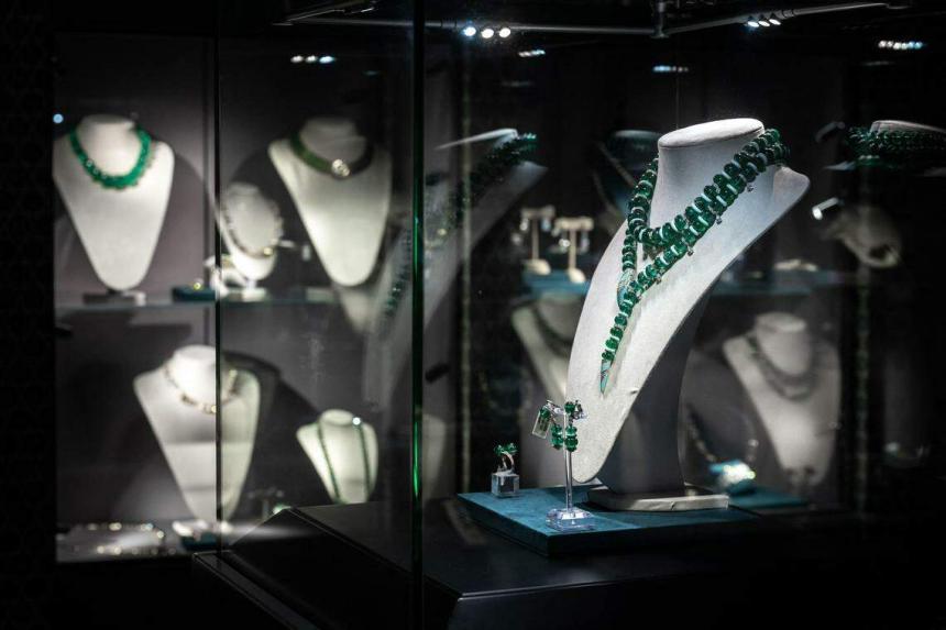 Massive $270m jewellery auctions set world record in Geneva | The ...