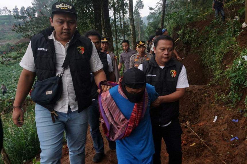 ‘I have nothing now’: Indonesians fall prey to fake shaman ‘magic money ...