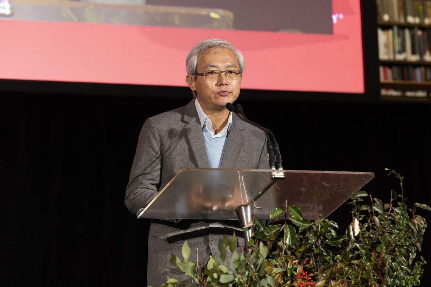 Singapore-born poet Boey Kim Cheng wins $26,800 prize at New South Wales Premier’s Literary ...
