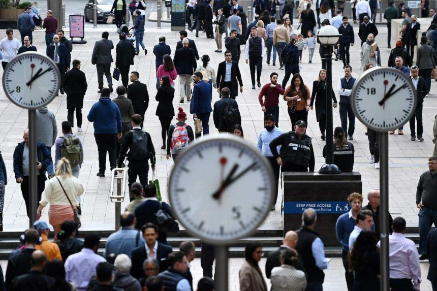 Record net arrivals highlight UK's post-Brexit migration dilemma | The ...
