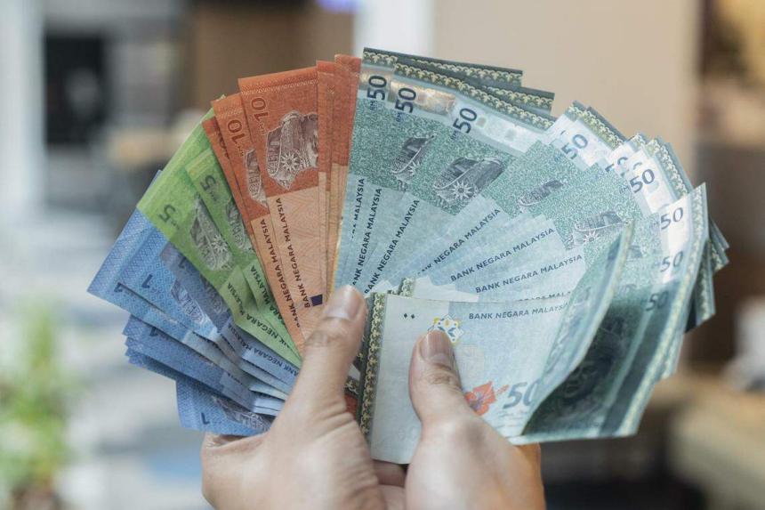 Ringgit slumps to record low of 3.41 against the Singdollar | The Straits Times