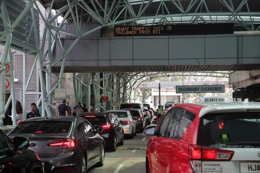More immigration counters should be opened at Johor checkpoints ...