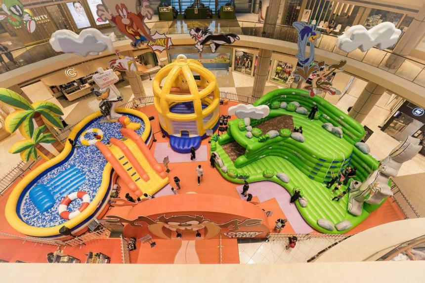 Fun With Kids: Free-to-play mega inflatables, marine animal sculptures ...