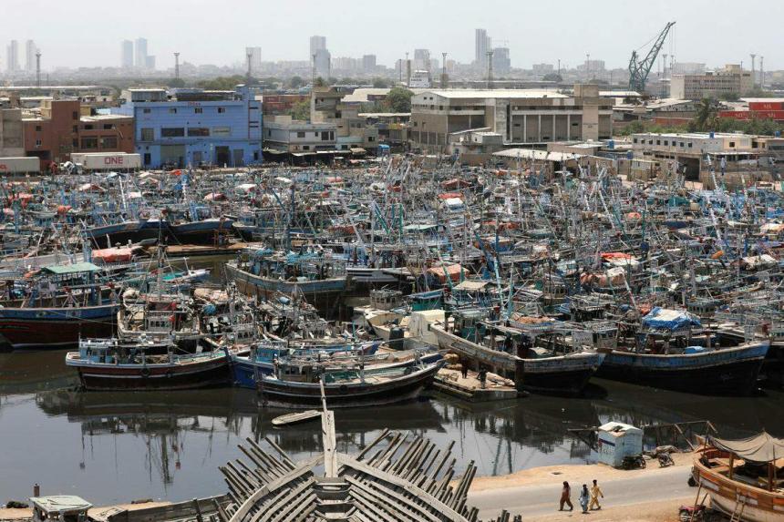 Heavy rain and strong winds kill at least 27 in Pakistan as Cyclone ...