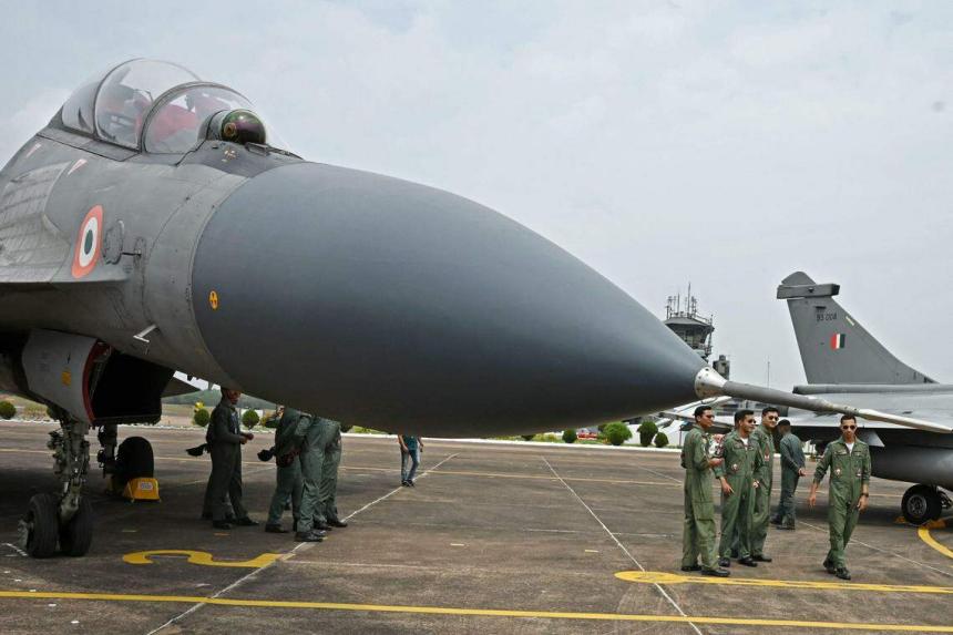 India, US near agreement to build jet engines in boost to Modi | The ...