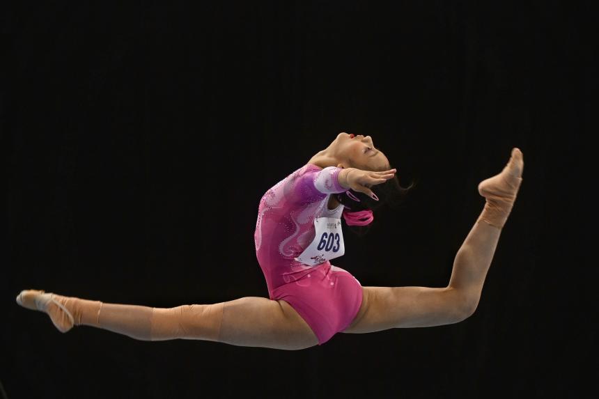 China’s Qiu Qiyuan, 16, grabs first Asian C’ships gold, wins individual ...