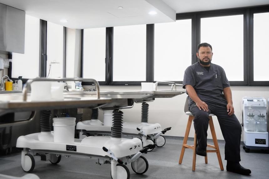 He used to say he was ‘doing delivery’: Embalmer now finds meaning in ...