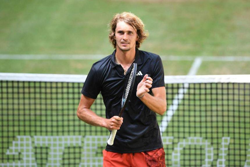 Top seed Medvedev crashes out at Wimbledon warm-up Halle, Zverev ...