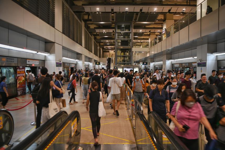Circle Line services resume normal operations on Tuesday, more than 3 ...
