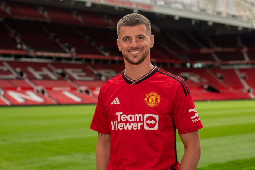 Mason Mount wants to make Manchester United fans proud | The Straits Times