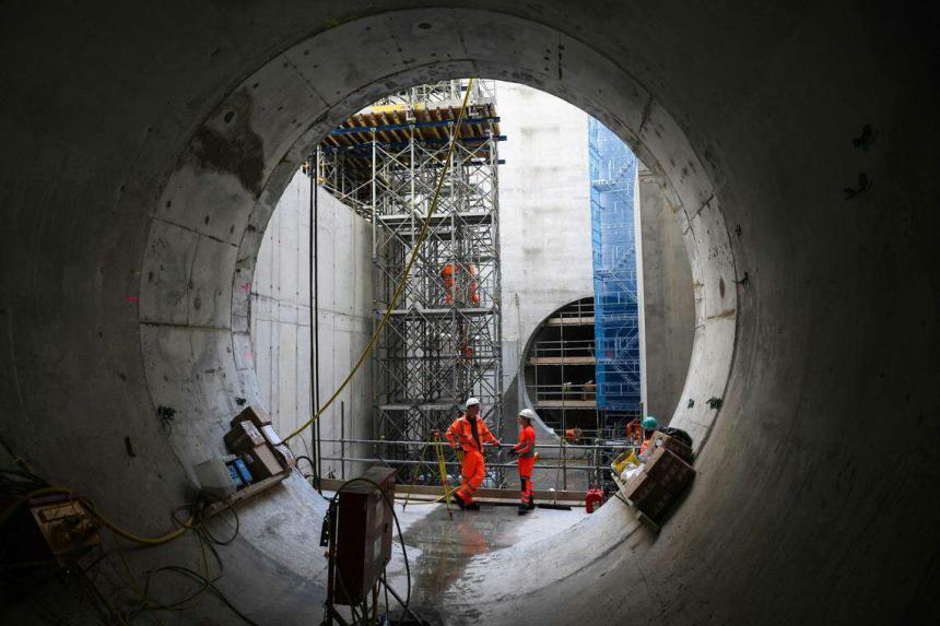 London’s new ‘super sewer’ to end Thames pollution blight | The Straits ...