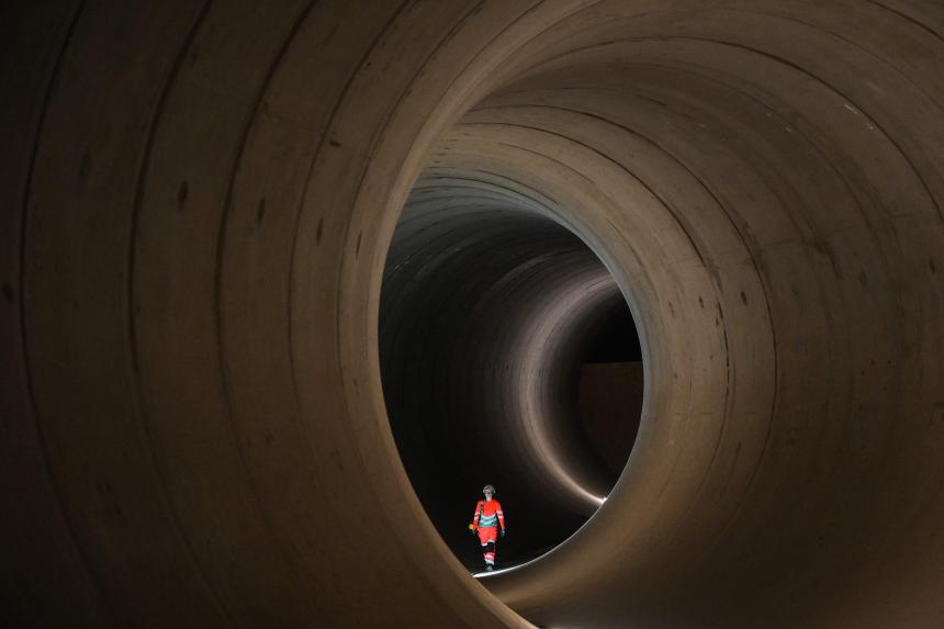 London’s new ‘super sewer’ to end Thames pollution blight | The Straits ...
