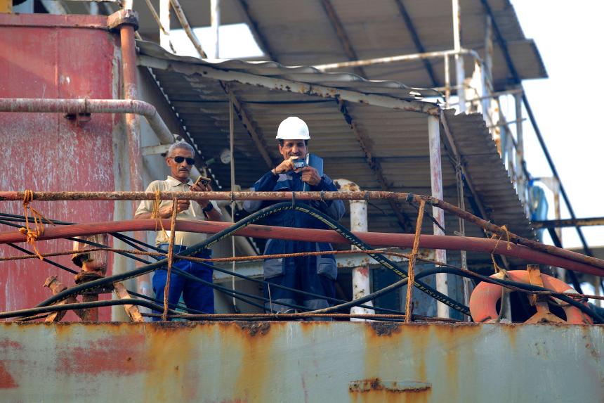 Leaks, repairs, stress: How a skeleton crew stopped Red Sea oil ...