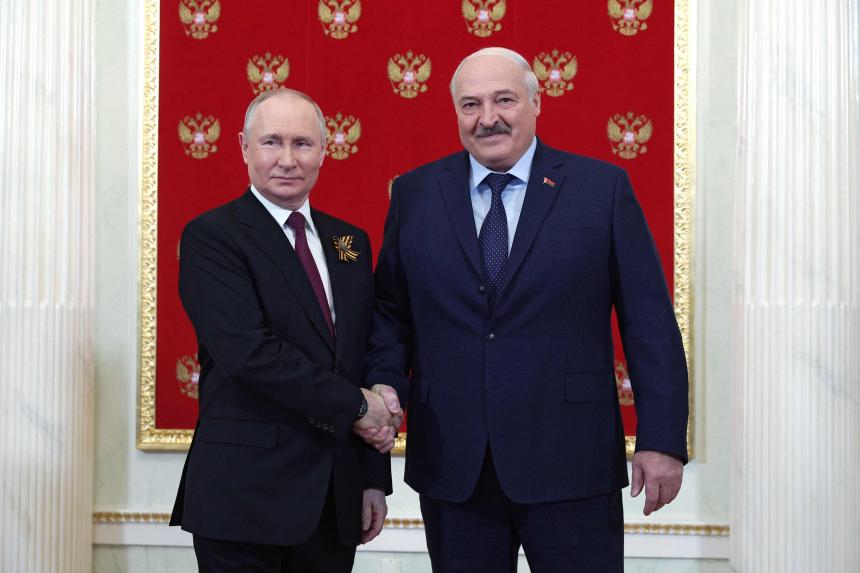 Putin hosts Lukashenko, says Ukraine counter-offensive has failed | The ...