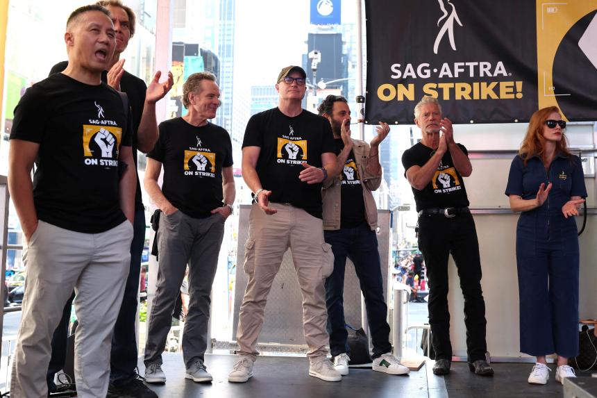 Hollywood heavyweights lead strike rally in Times Square | The Straits ...