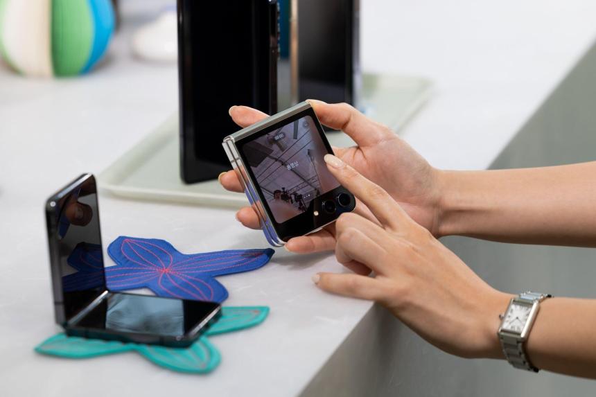 Samsung rolls out thinner foldable phones, tablet and watch upgrades ...