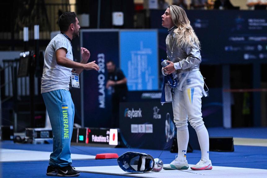 Disqualified Ukraine fencer says ‘we’ll never shake hands with Russians ...