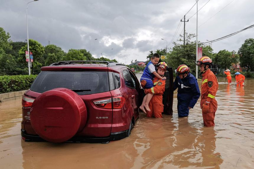 Rain hits northern China as Typhoon Doksuri rolls inland | The Straits ...