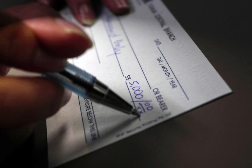 Business cheque usage low but industry, customer preferences make it ...