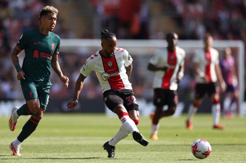 Former Arsenal forward Theo Walcott retires at 34; Chelsea sign Romeo ...