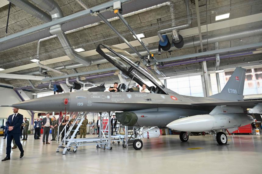 F-16 fighter jets: A victory and new challenge for war-torn Ukraine ...