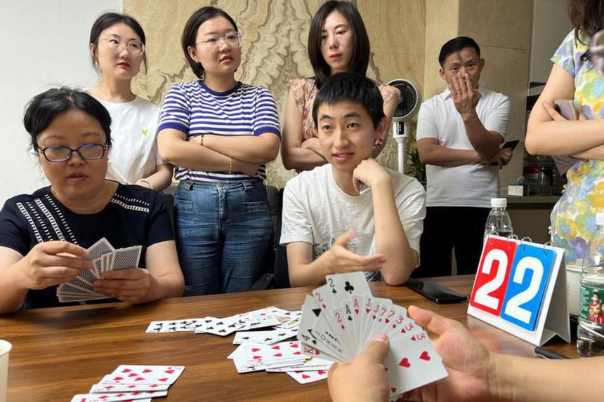 US-Sino tensions help spawn China card game Guandan craze | The Straits ...