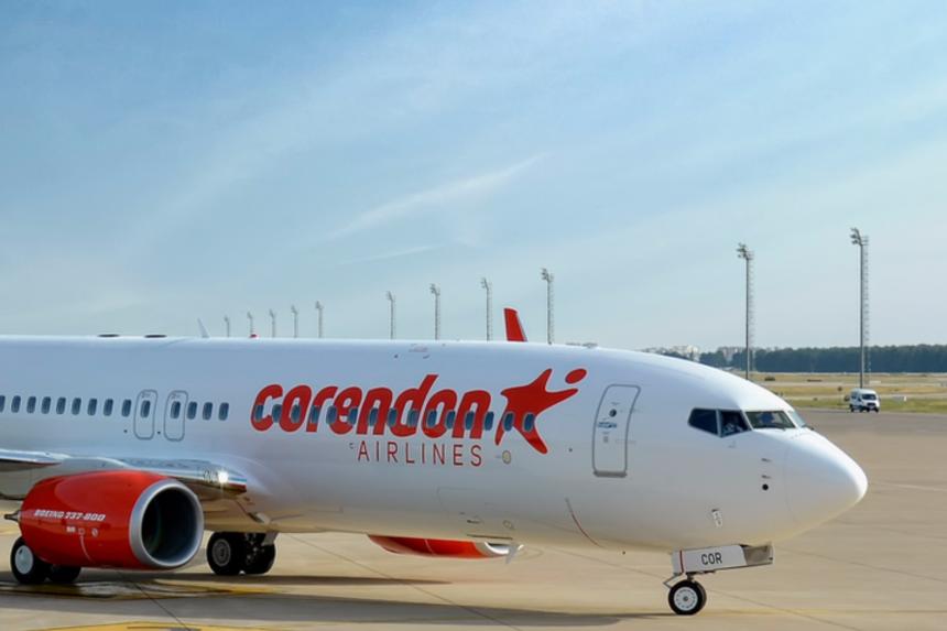 Only adult zone: Corendon Airlines adds child-free sections for a fee ...