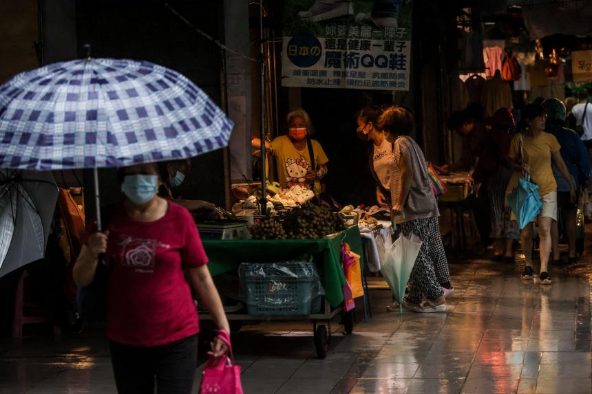 Taiwan to restore power after Typhoon Haikui batters island | The ...