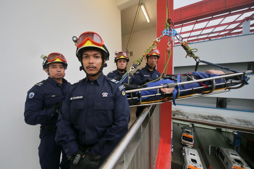 ‘I had to keep him calm and awake’: SCDF officer on rescuing possible ...