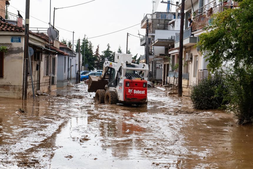 Death toll in Greece floods hits 10 as rescuers race to villages | The ...