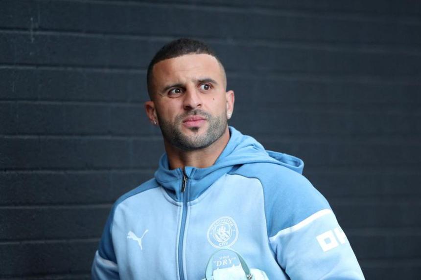 Walker sign two-year deal extension with Manchester City | The Straits ...