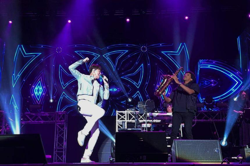Concert review: Taiwanese Prince of Love Songs Sam Lee makes heartbreak ...