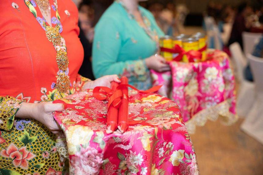Celebrating Peranakan culture with a wedding | The Straits Times