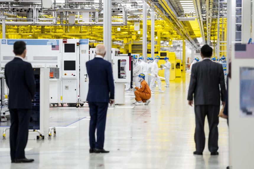 What the US-China chip war means for a critical American ally | The ...