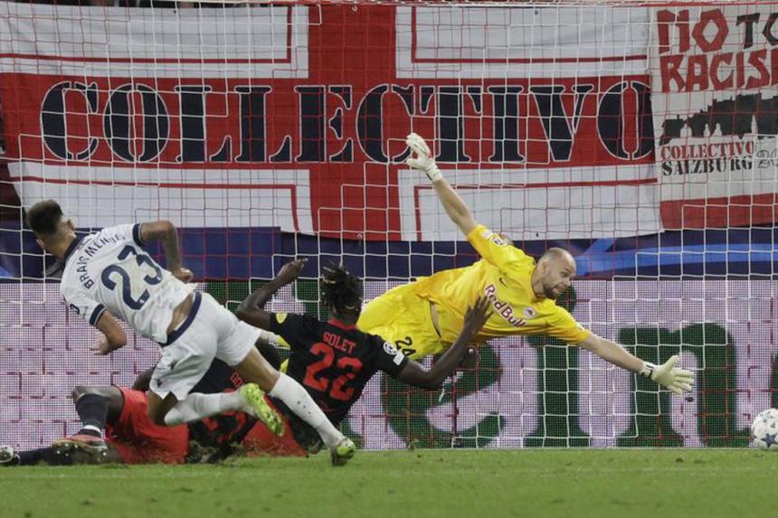 Oyarzabal and Mendez on target as Real Sociedad win 2-0 at Salzburg ...