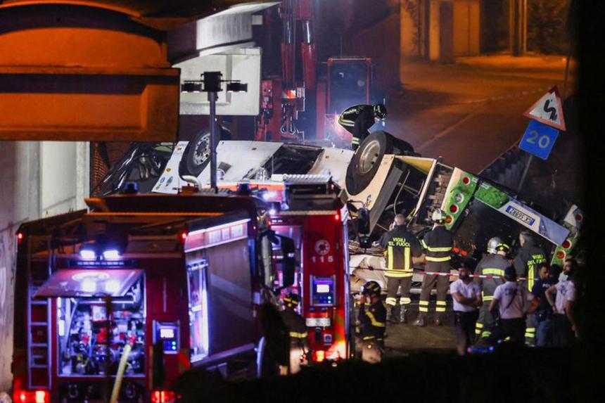 Italy authorities probe Venice bus crash that killed 21 people | The ...