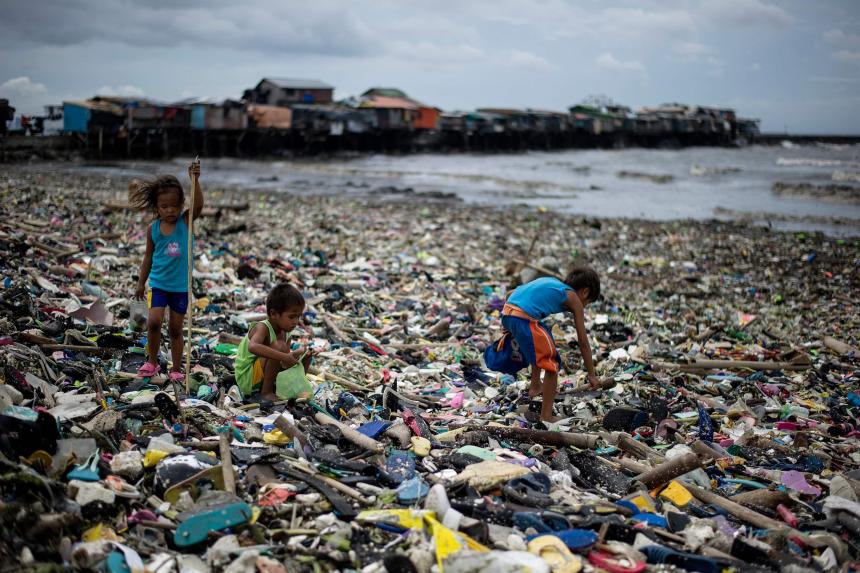 Climate disasters displaced 43 million children from 2016 to 2021 ...