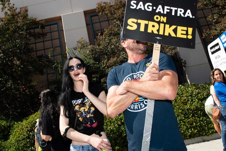 Talks to end Hollywood actors' strike collapse | HardwareZone Forums