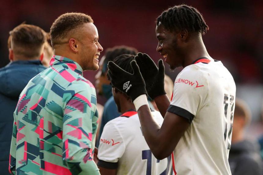 Late Adebayo goal secures Luton 2-2 draw at Forest | The Straits Times