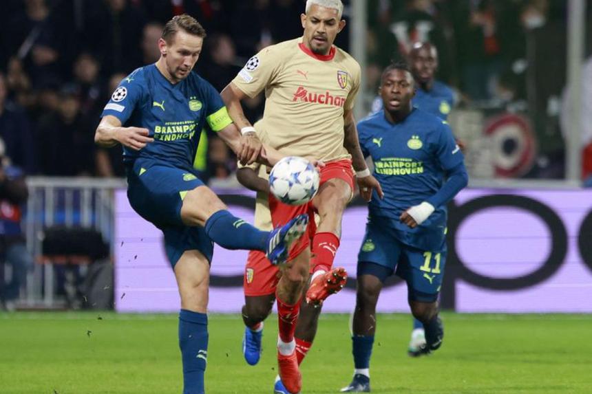 Lens come from behind to rescue draw against PSV | The Straits Times