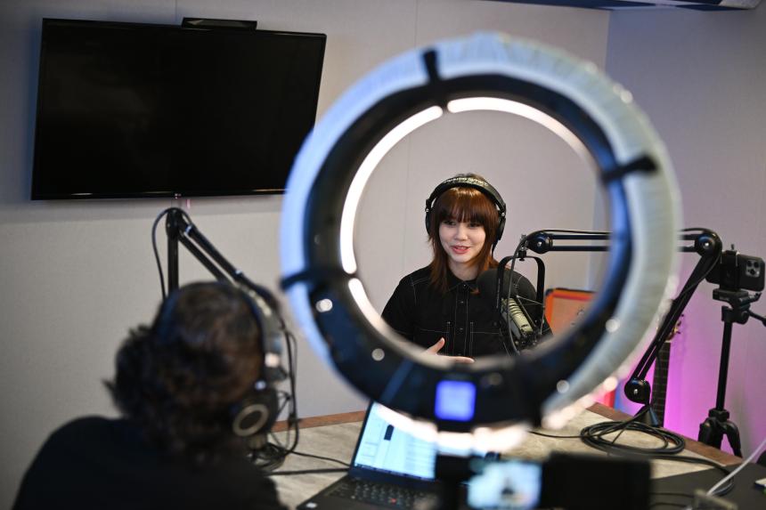 Life Listens: Shye on Music Lab podcast, new music from Jeff Satur, The ...