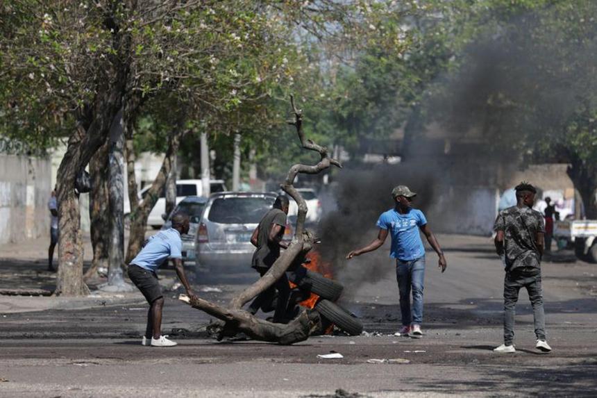 Violent protests break out in Mozambique after local elections | The ...
