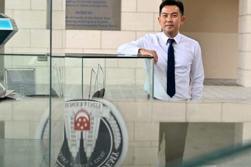 Developers of online crowd control map among Home Team officers ...